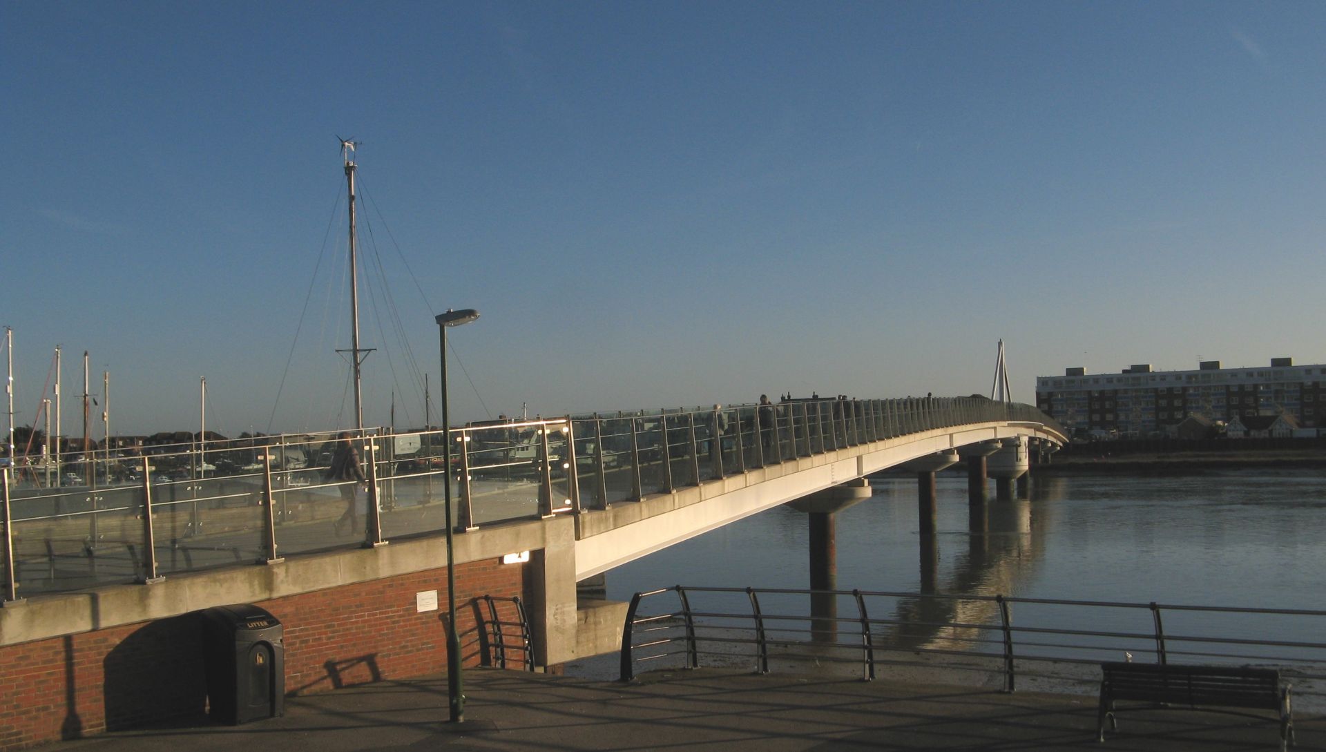 SHOREHAM LIBRARY TO THE OLD TOLL BRIDGE
