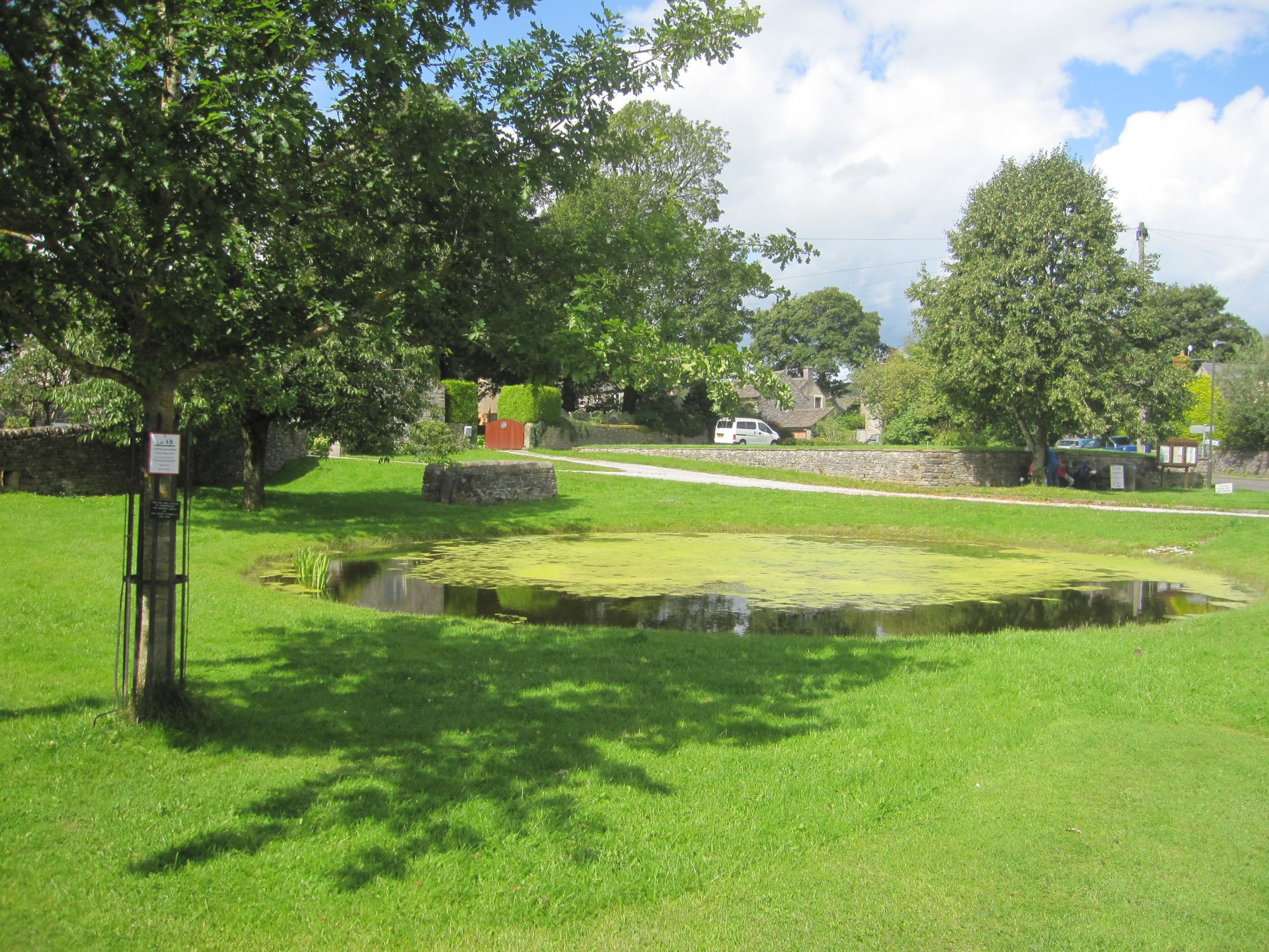 A circular walk from Foolow - Ramblers