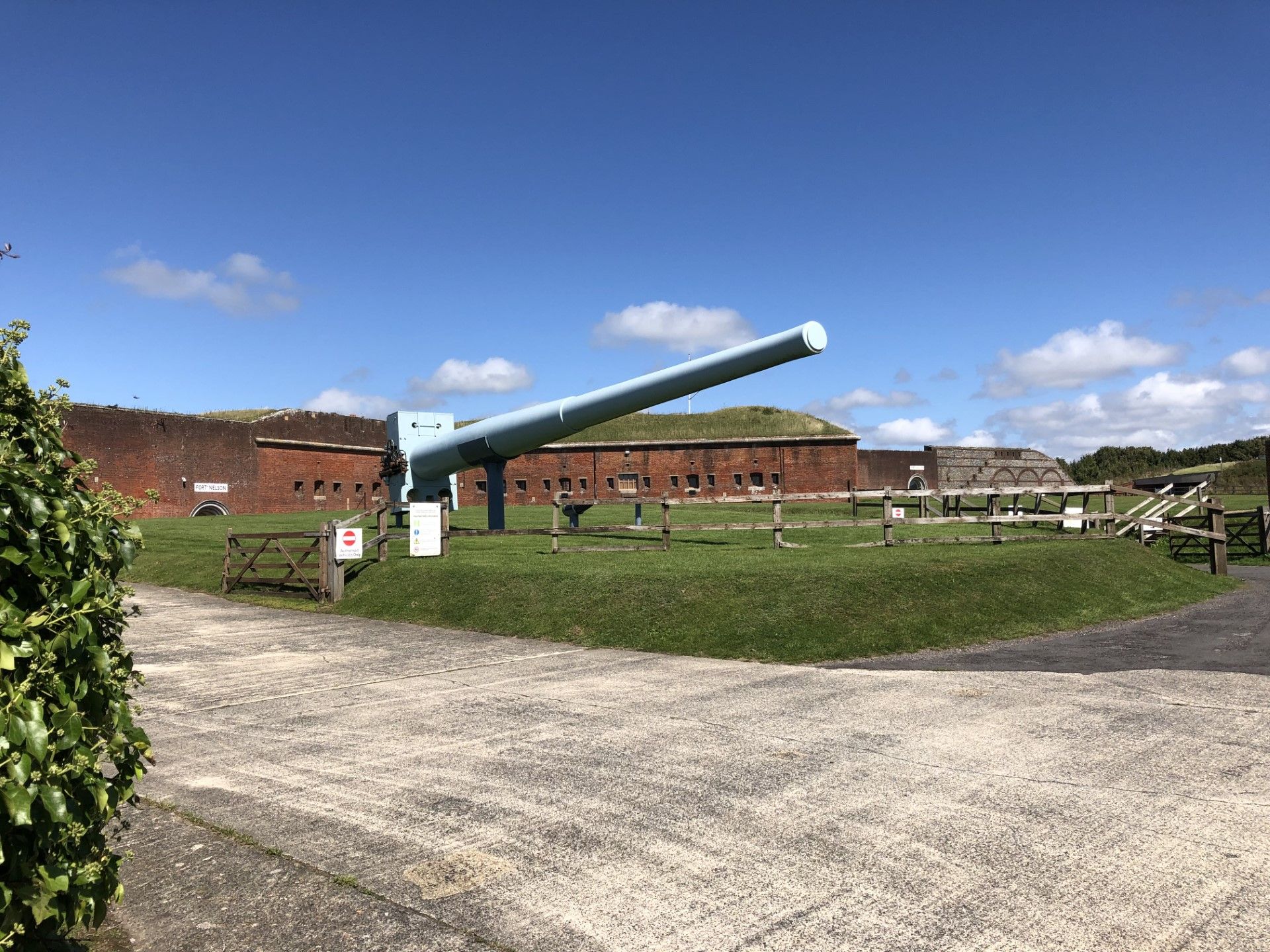 Fort Nelson & Cams - Ramblers