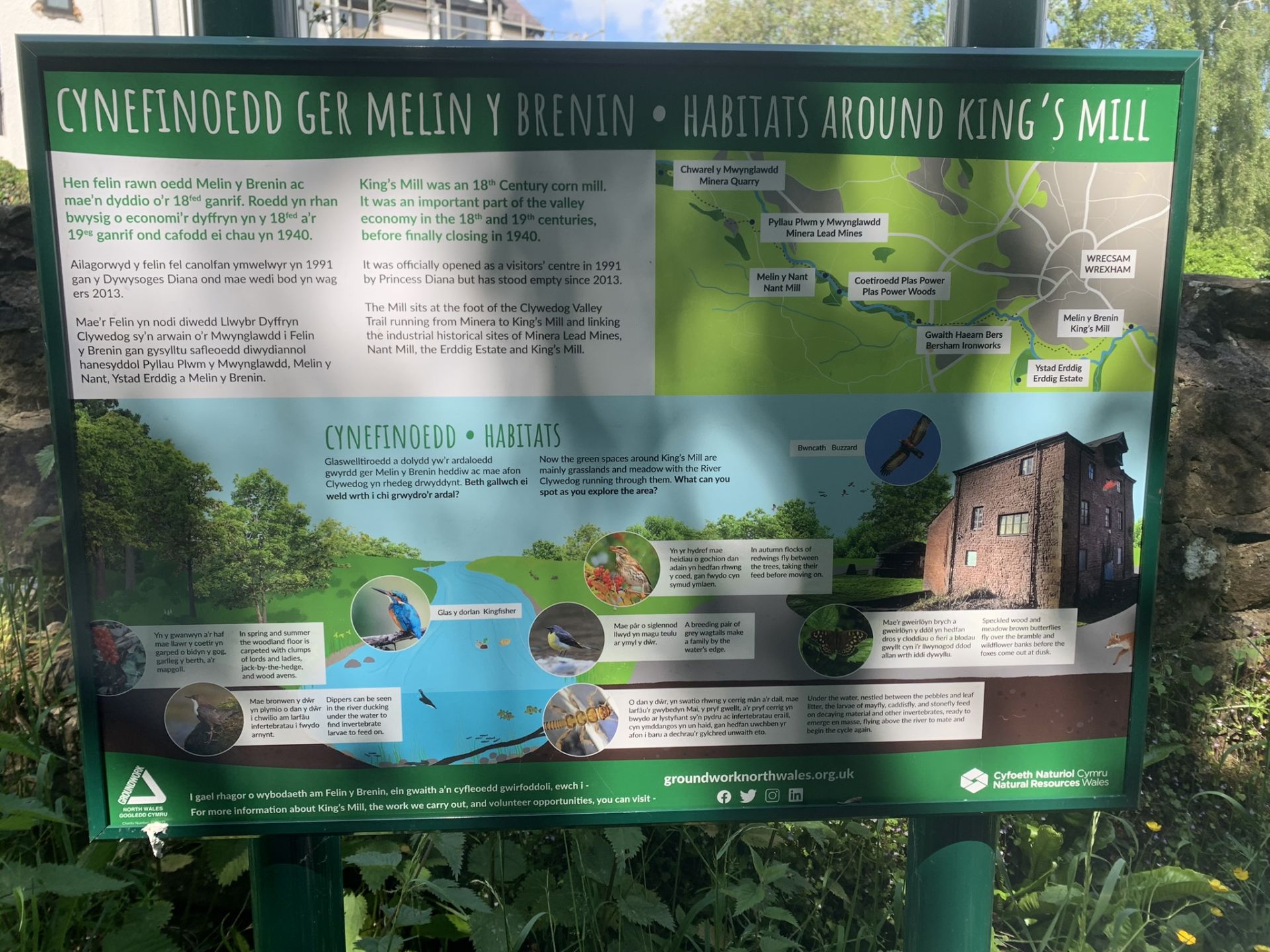 Erddig Park and Marchwiel Hall - Ramblers