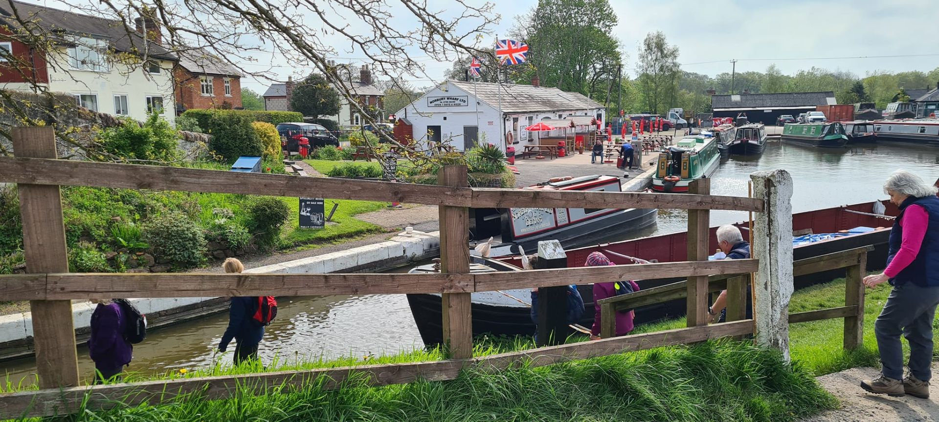 Norbury Junction & Shroppie Canal Pub Walk - Ramblers