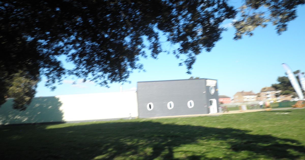 SOUTHWICK LIBRARY TO FISHERSGATE