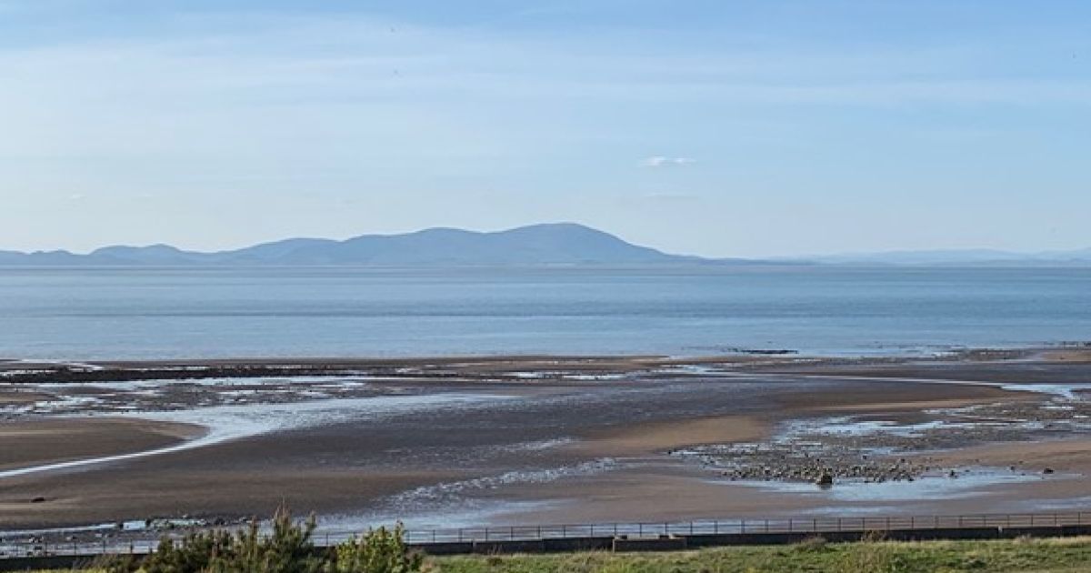 Maryport Wellbeing Walkers - Maryport Promenade