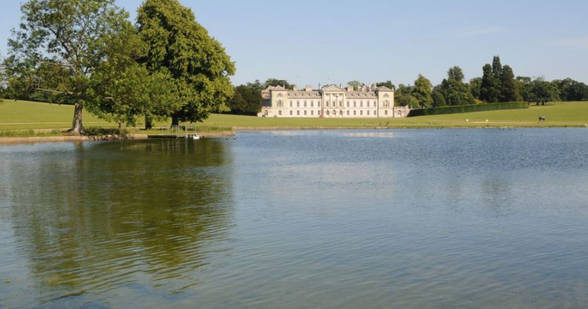 Woburn circular: Walk through a deer park - Ramblers