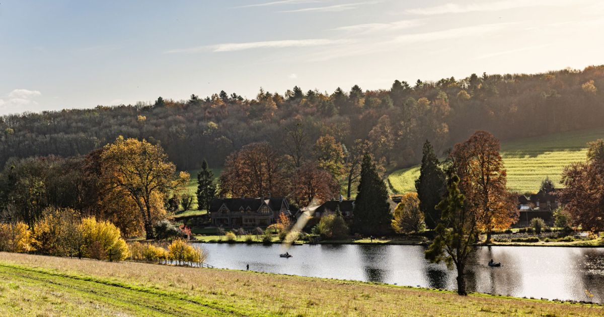 Chess Valley Walk - Ramblers