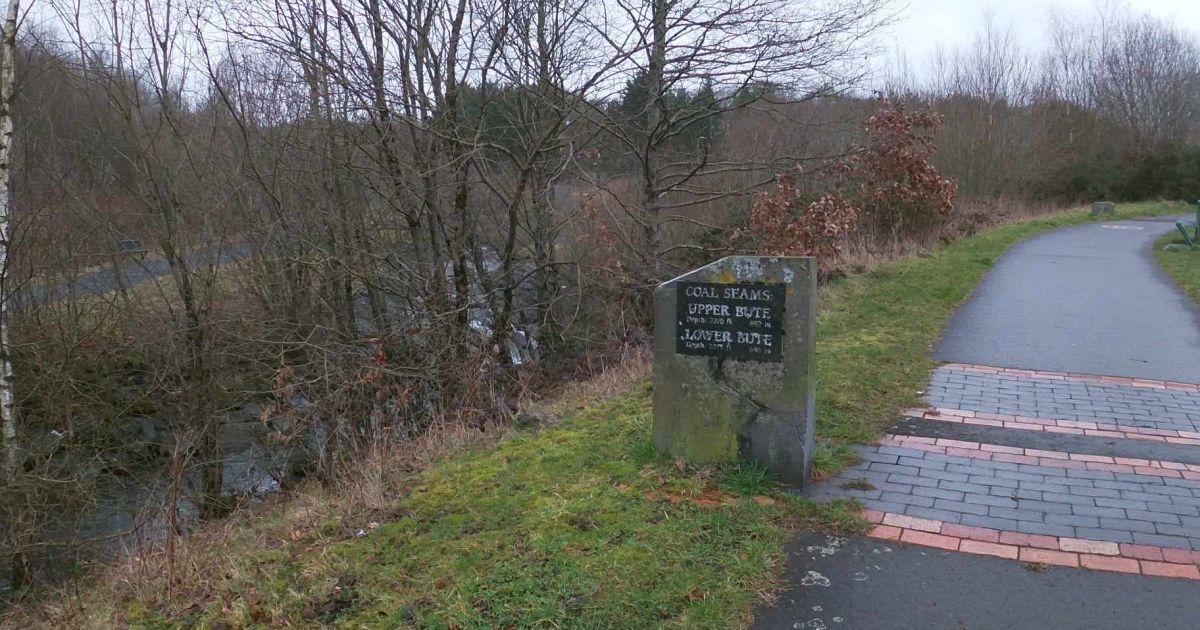 Mynydd Y Capel from Taf Bargoed Community Park - Ramblers