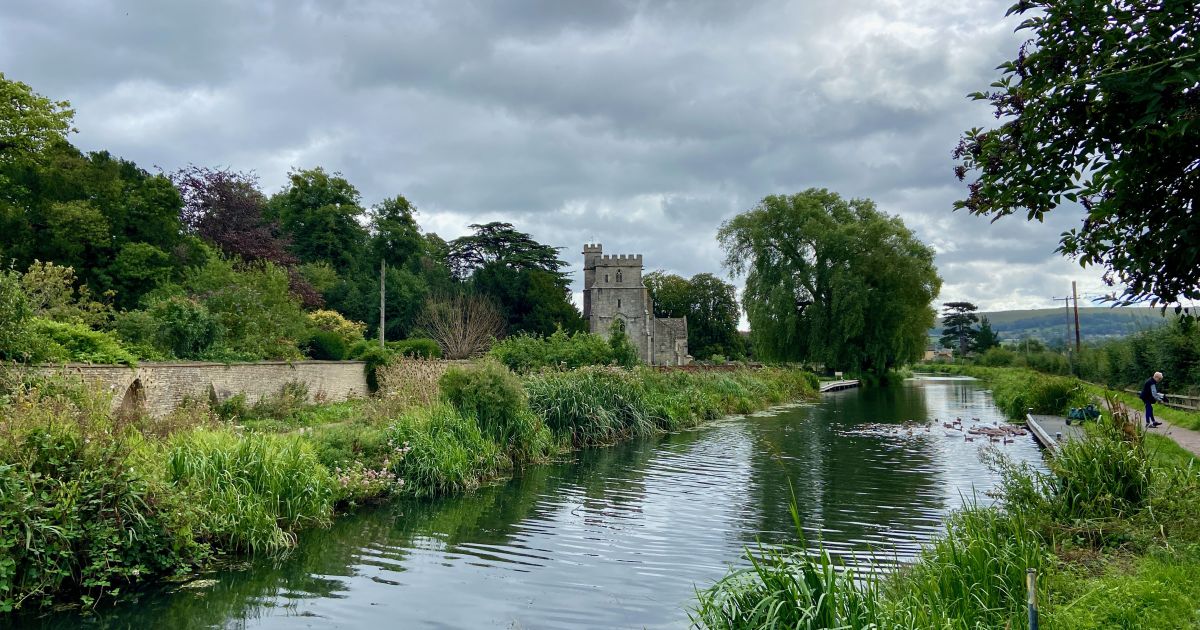 The River Frome and the Stroudwater Navigation. This walk needs to be ...