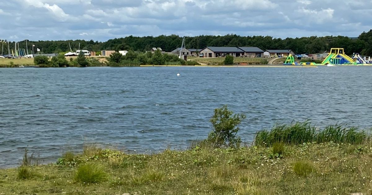 Stepping Out - Wykeham Lakes