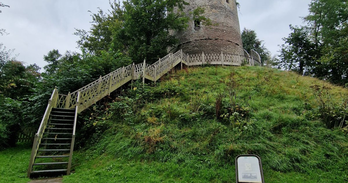 Bronlly’s Castle and The Whipping Tree - Ramblers