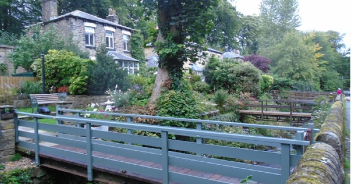 Barrow Bridge - Ramblers