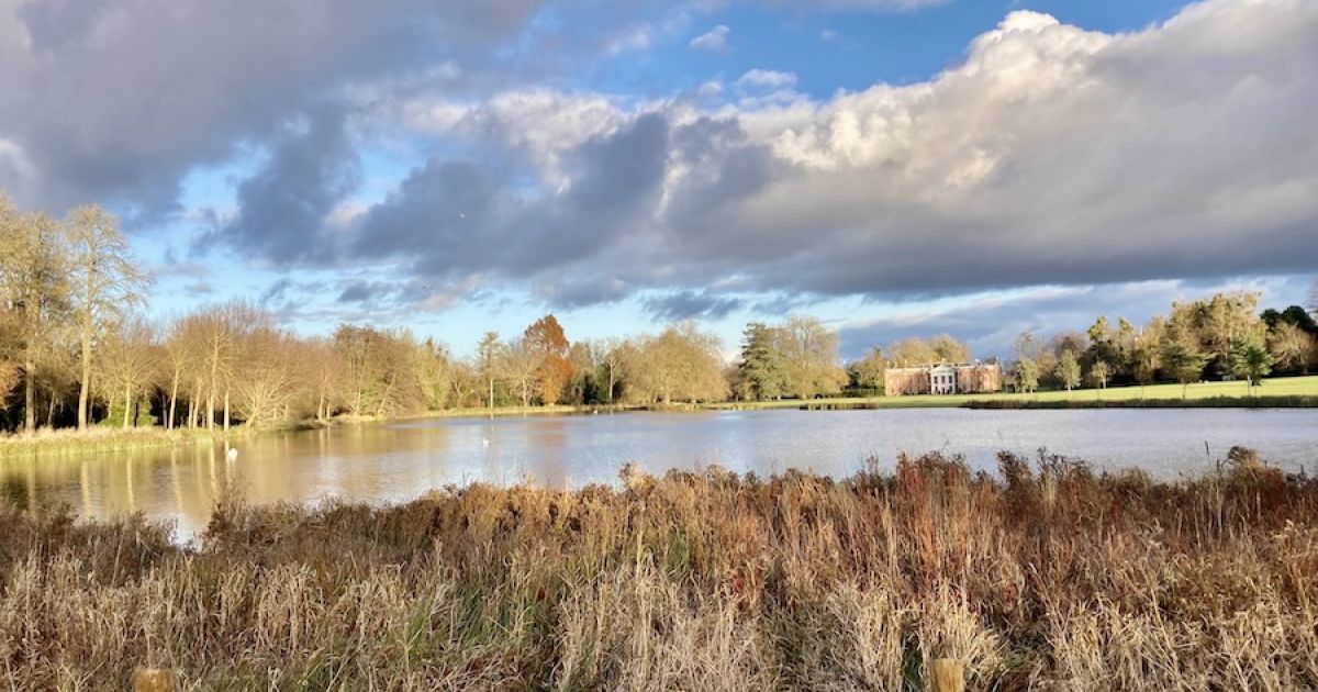 Itchen Abbas Christmas Cracker - Ramblers