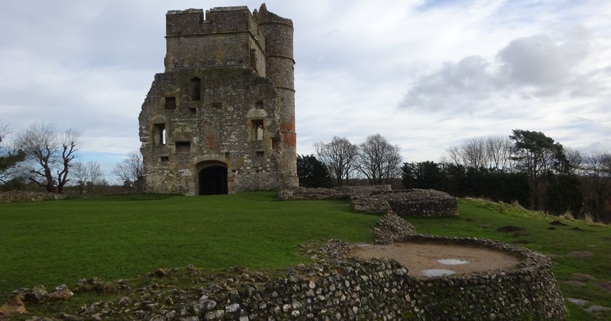 Snelsmore to Donnington Castle - Ramblers