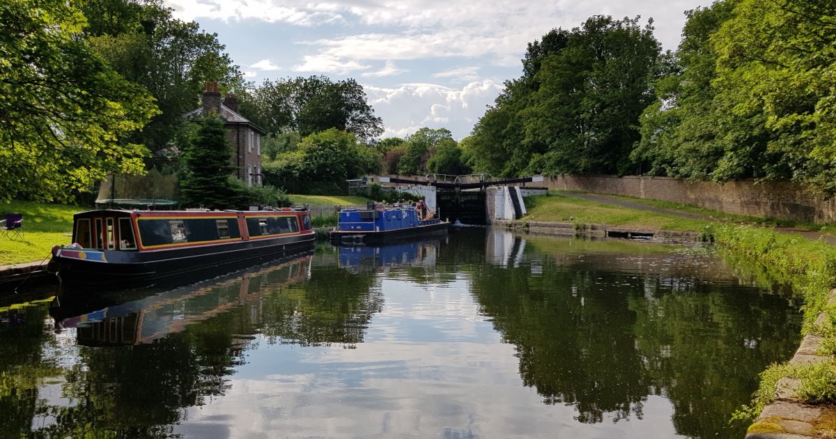 Hanwell Station to Ealing Broadway through 5 parks - Ramblers