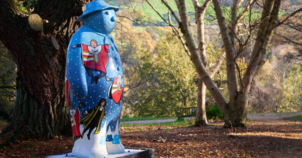 We're Going on a Snowman Hunt - Ramblers