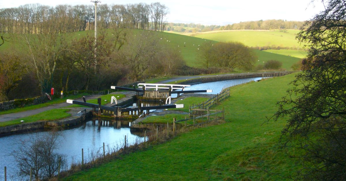 Earby in Lancashire. North pick-up. - Ramblers