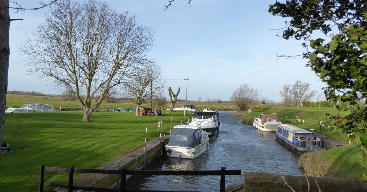Upware and Kingfishers Bridge - Ramblers