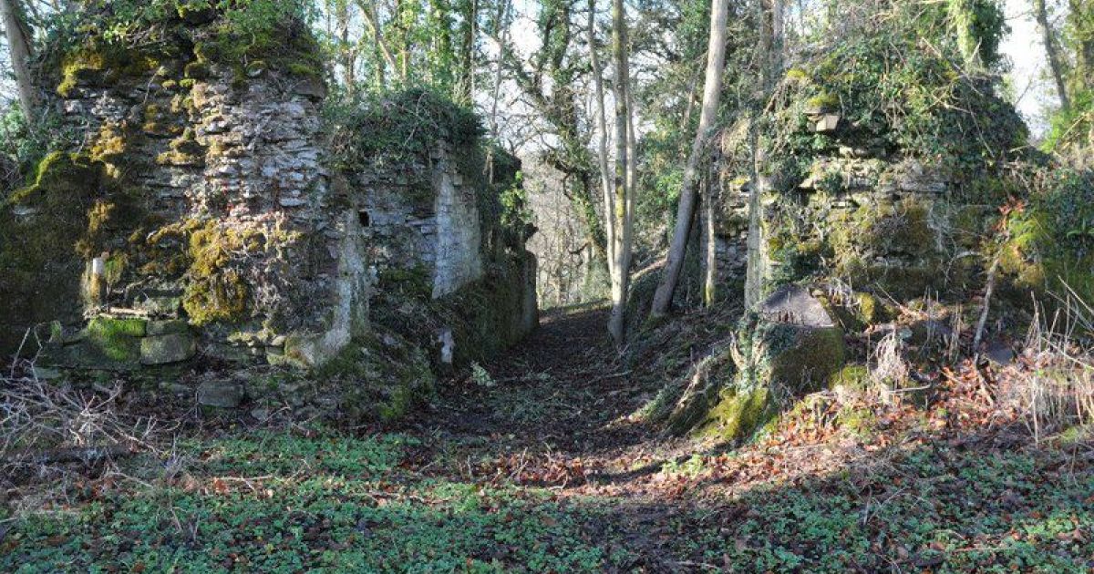 Llangybi and Monmouthshire's Hidden Castle - Ramblers