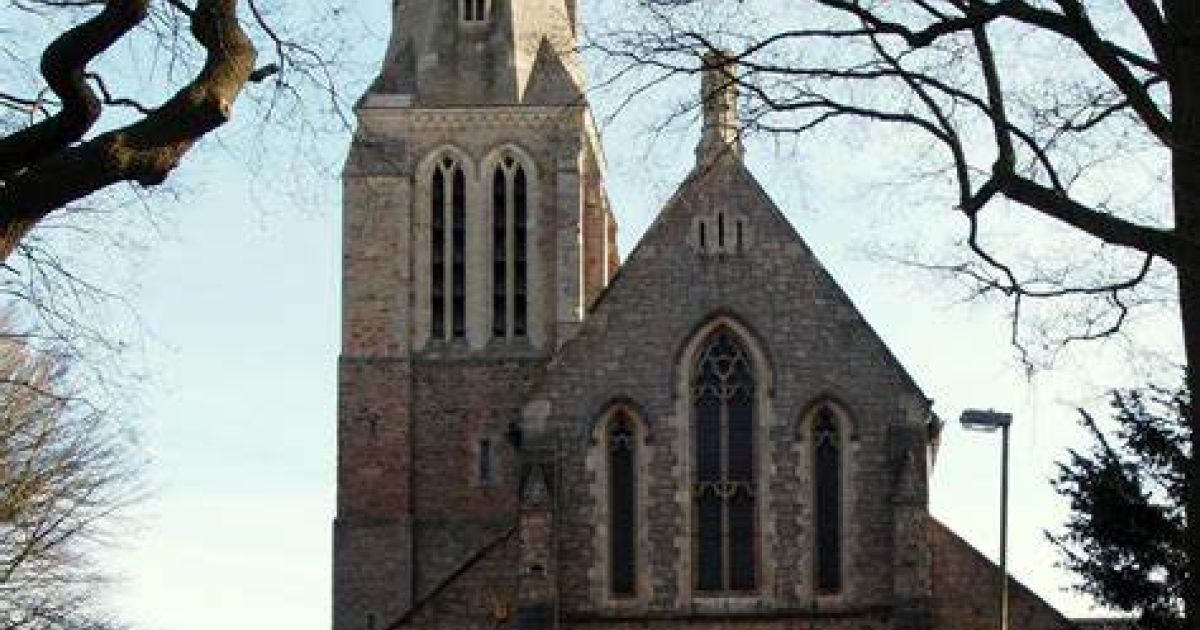 Annesley Old Church and Annesley Hall - Ramblers