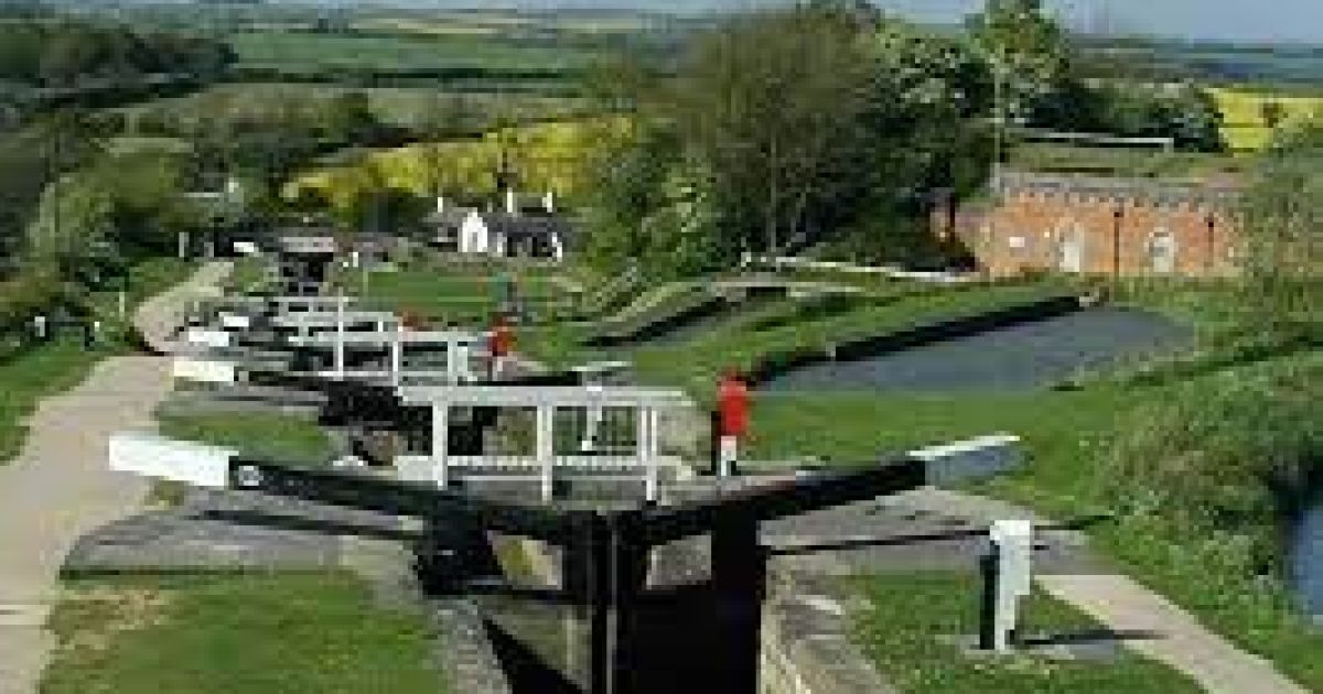 BOOKABLE - Foxton Locks Circular - Ramblers