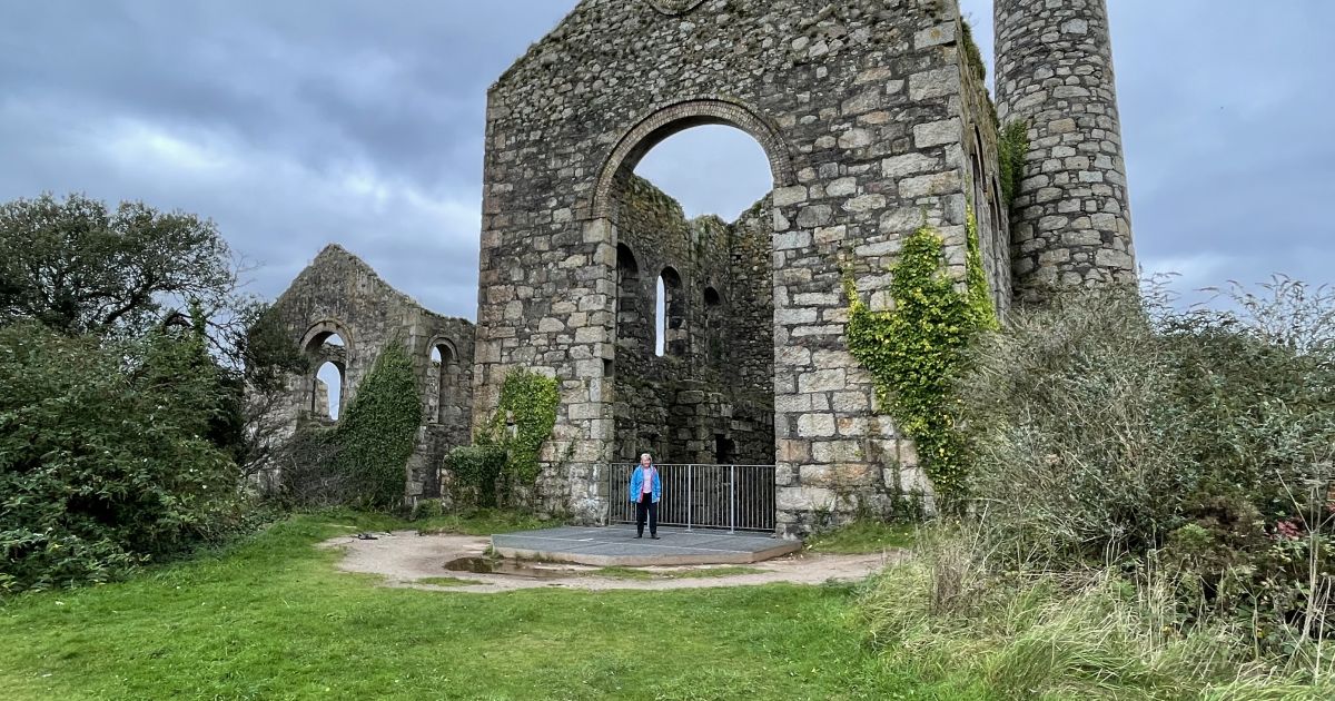 Carn Brea Village and Illogan Circular - Ramblers