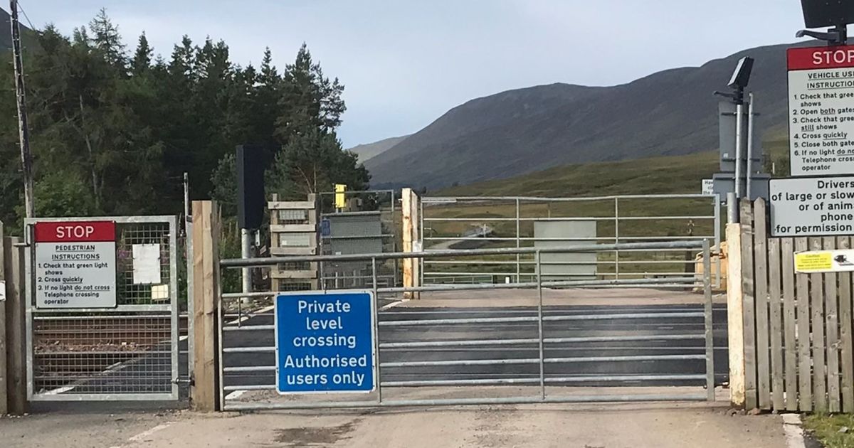 Reforming railway crossings is a test for devolution - Ramblers