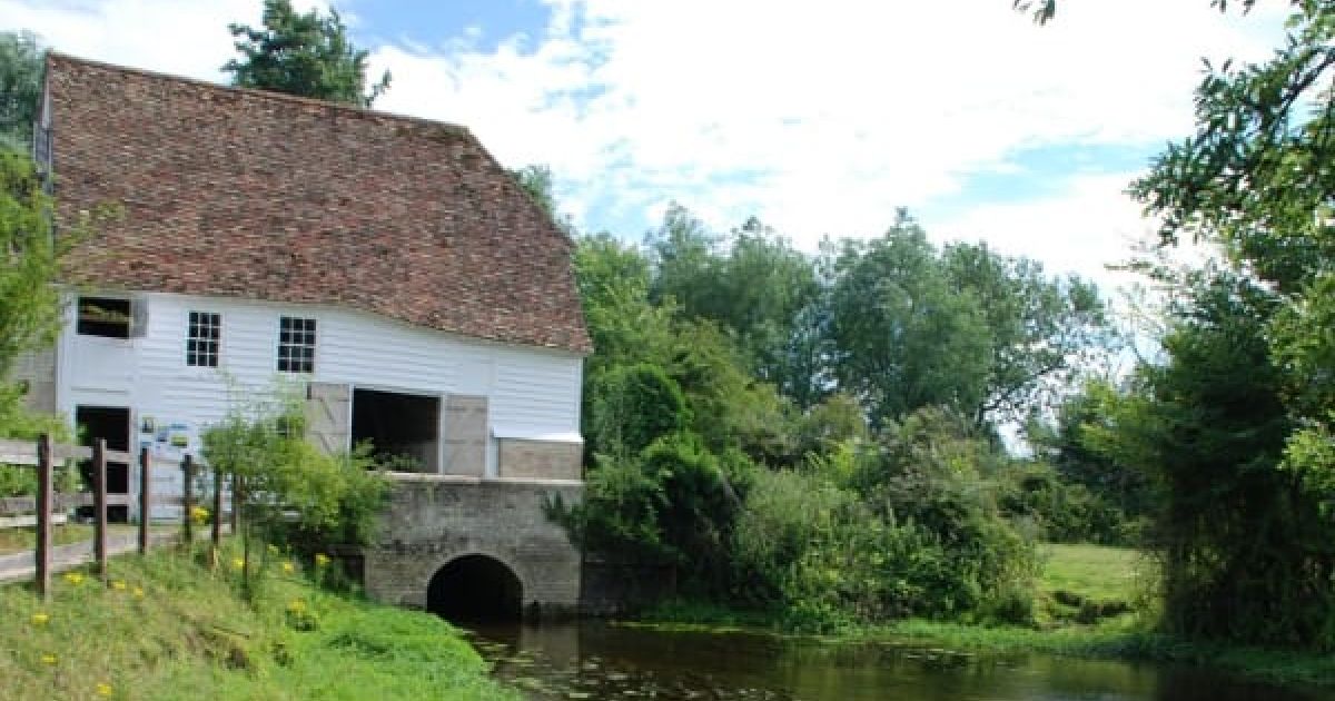 Duxford - Hinxton - Ickleton circular - Ramblers