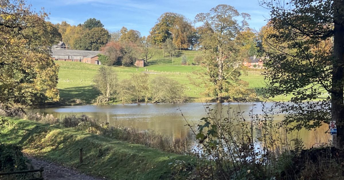 COACH WALK TO CORDWELL VALLEY, DERBYS. - Ramblers