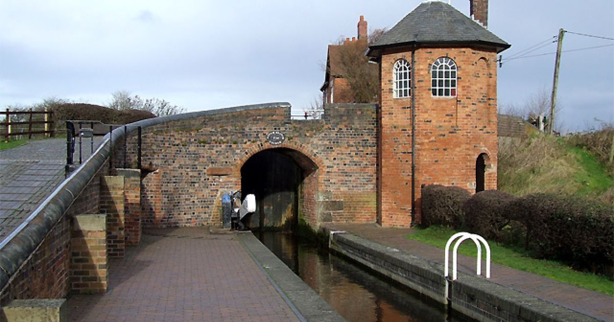 Bratch Locks and Wombourne - Ramblers