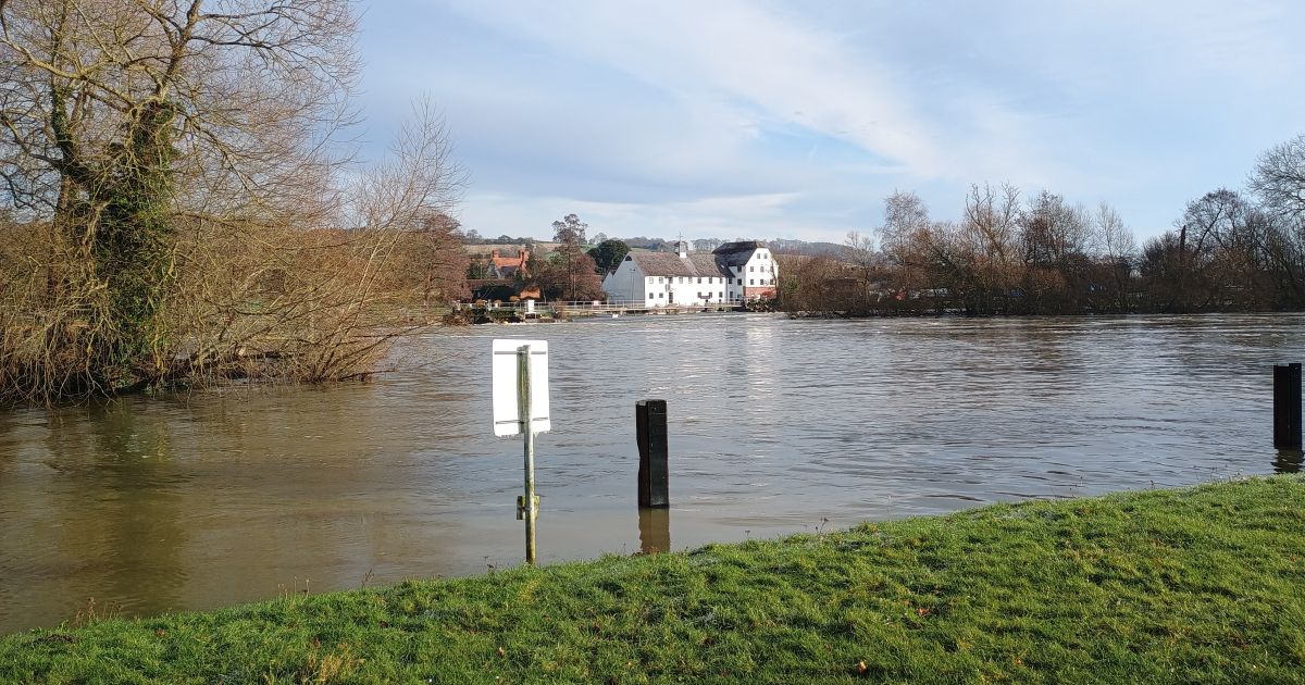 Thames Path Stage 10 Hambleden Lock to Marlow - Ramblers
