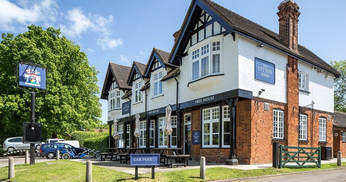 Knebworth - Ramblers