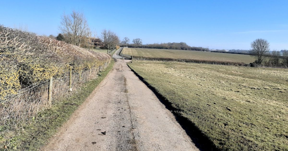 Oving circular via North Marston - Ramblers