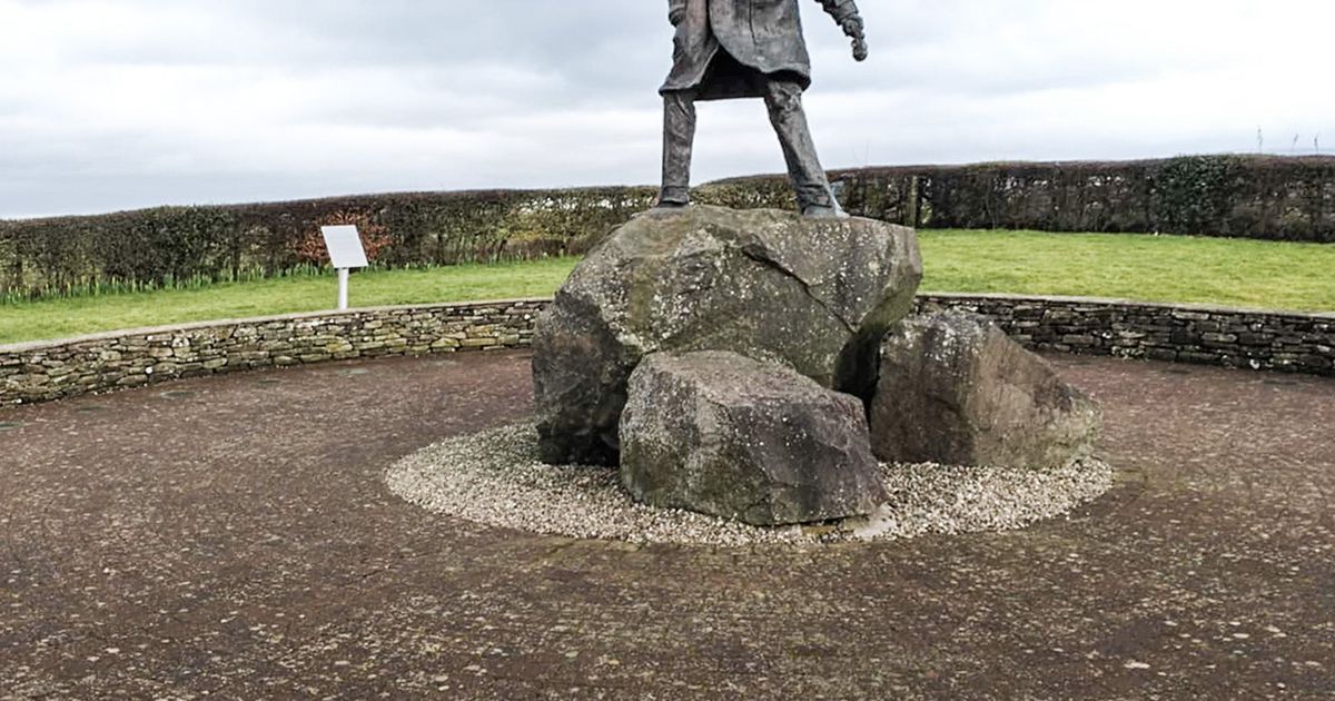 Keir Estate and SAS memorial - Ramblers