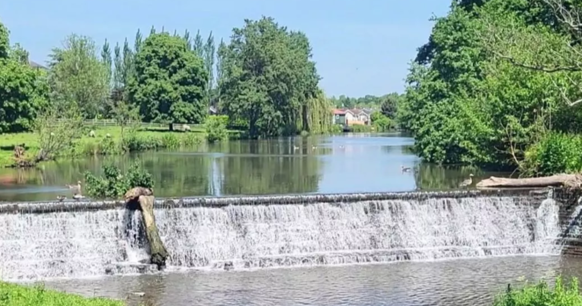 Wootton Wawen Canal Loop walk,Warwickshire - Ramblers