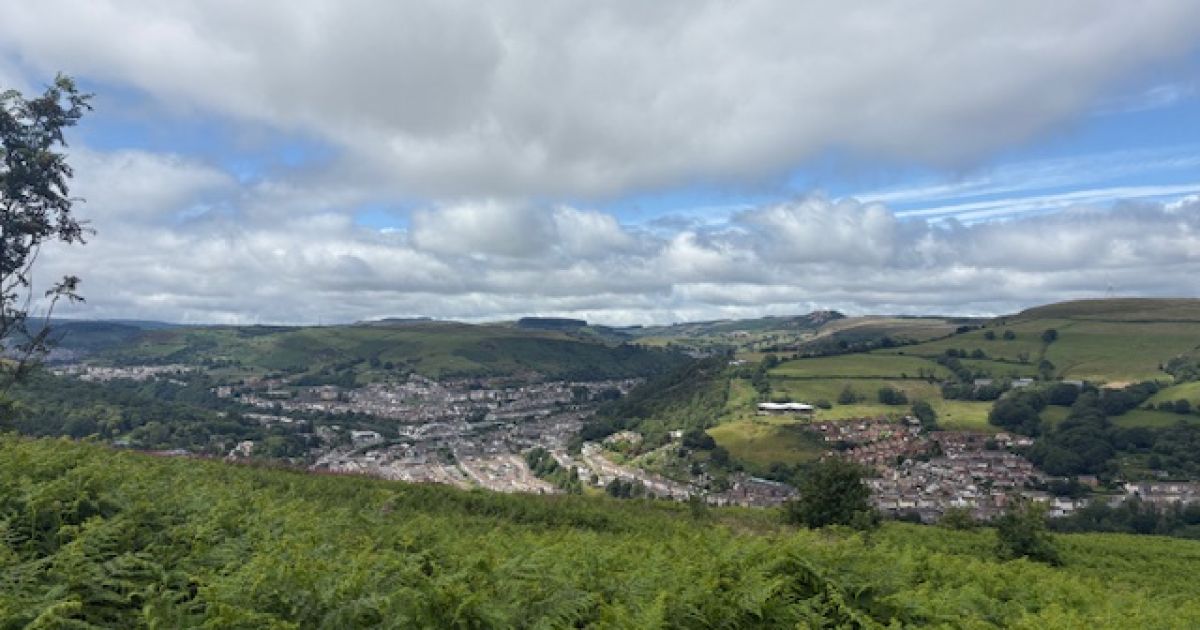Mynydd Gelliwion & Mynydd y Glyn from Barry Sidings, Rhondda CT - Ramblers