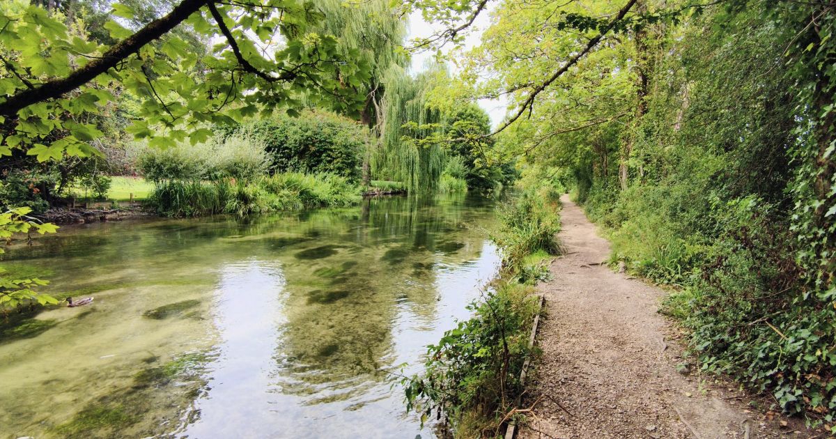 THREE ITCHEN VALLEY VILLAGES - Ramblers