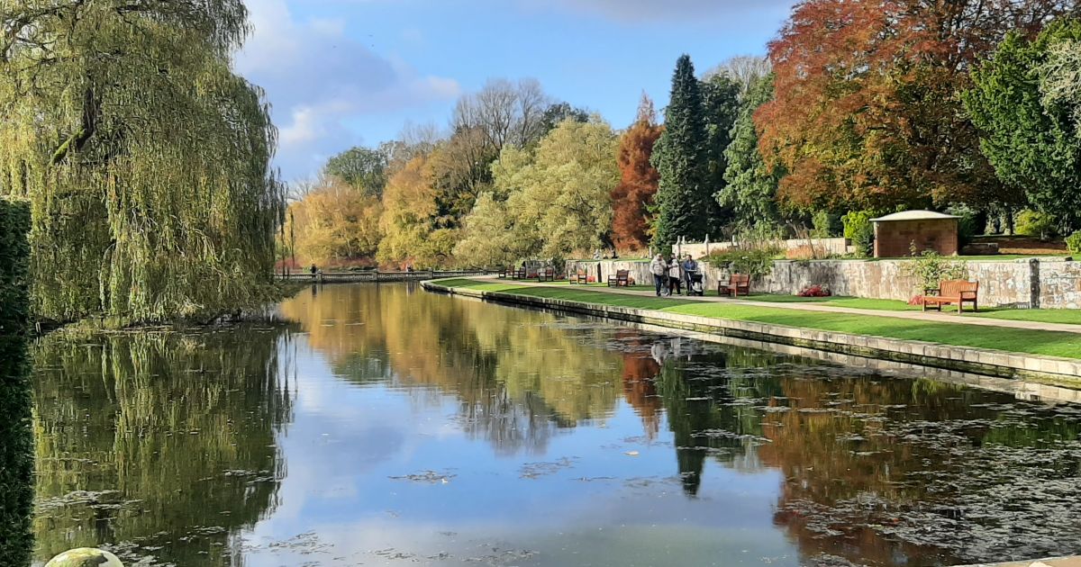 Brinklow & Coombe Abbey, Warwickshire - Ramblers