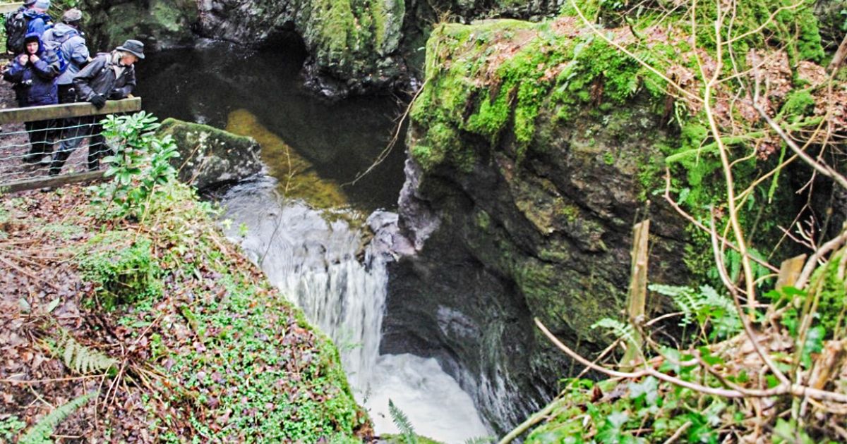 Pool of Muckhart to Rumbling Bridge - Ramblers