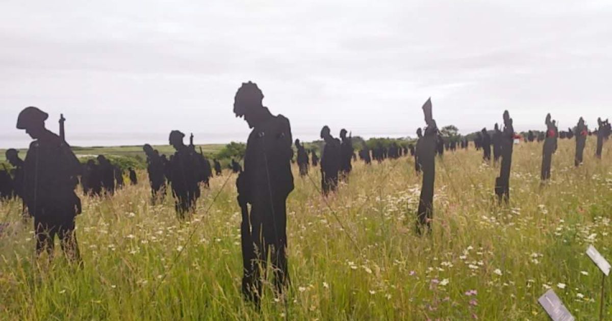 FORT NELSON - STANDING WITH GIANTS - Ramblers