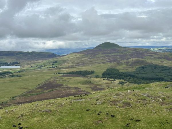 Falkland Circular via East Lomond, the Lime Kilns, the Yad Waterfall ...